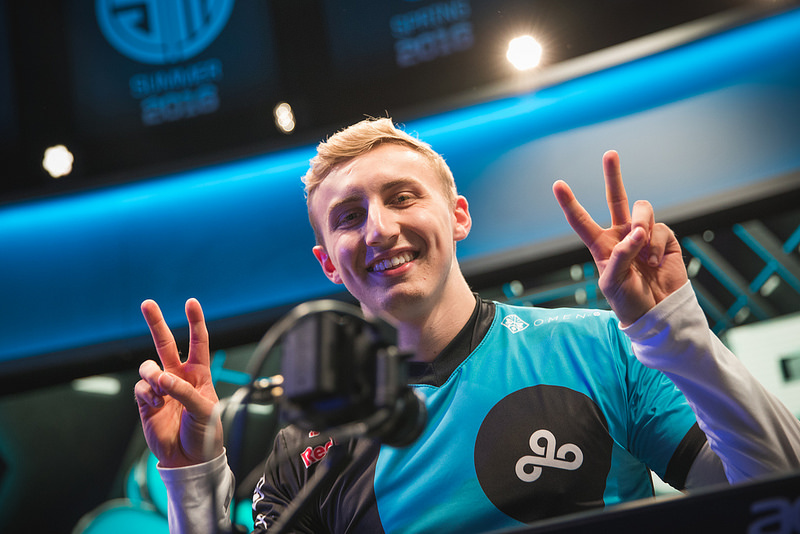 Goldenglue shines in return to LCS stage with Cloud9 - Dot Esports