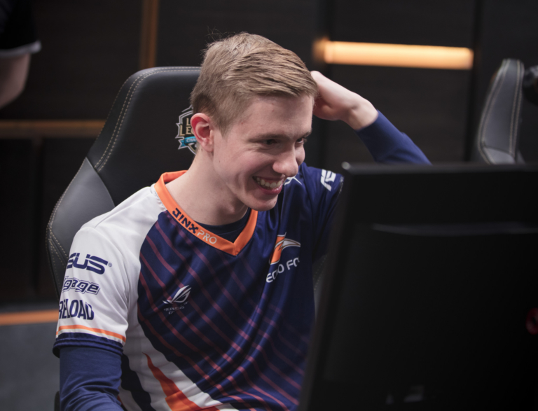 Froggen claims no LCS team will scrim with Echo Fox - Dot Esports