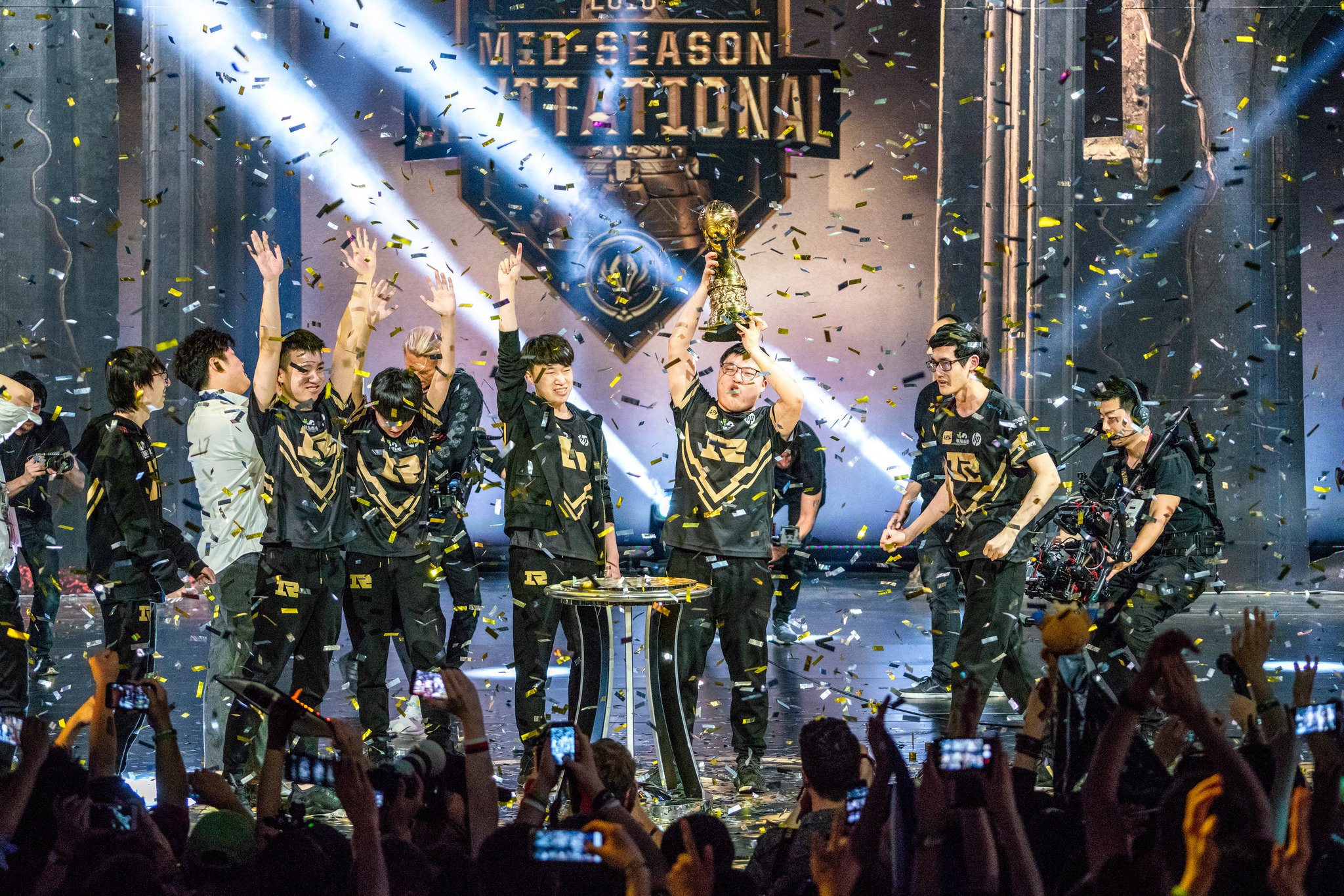 If RNG win Worlds and complete the Royal Slam, it will be the greatest ...