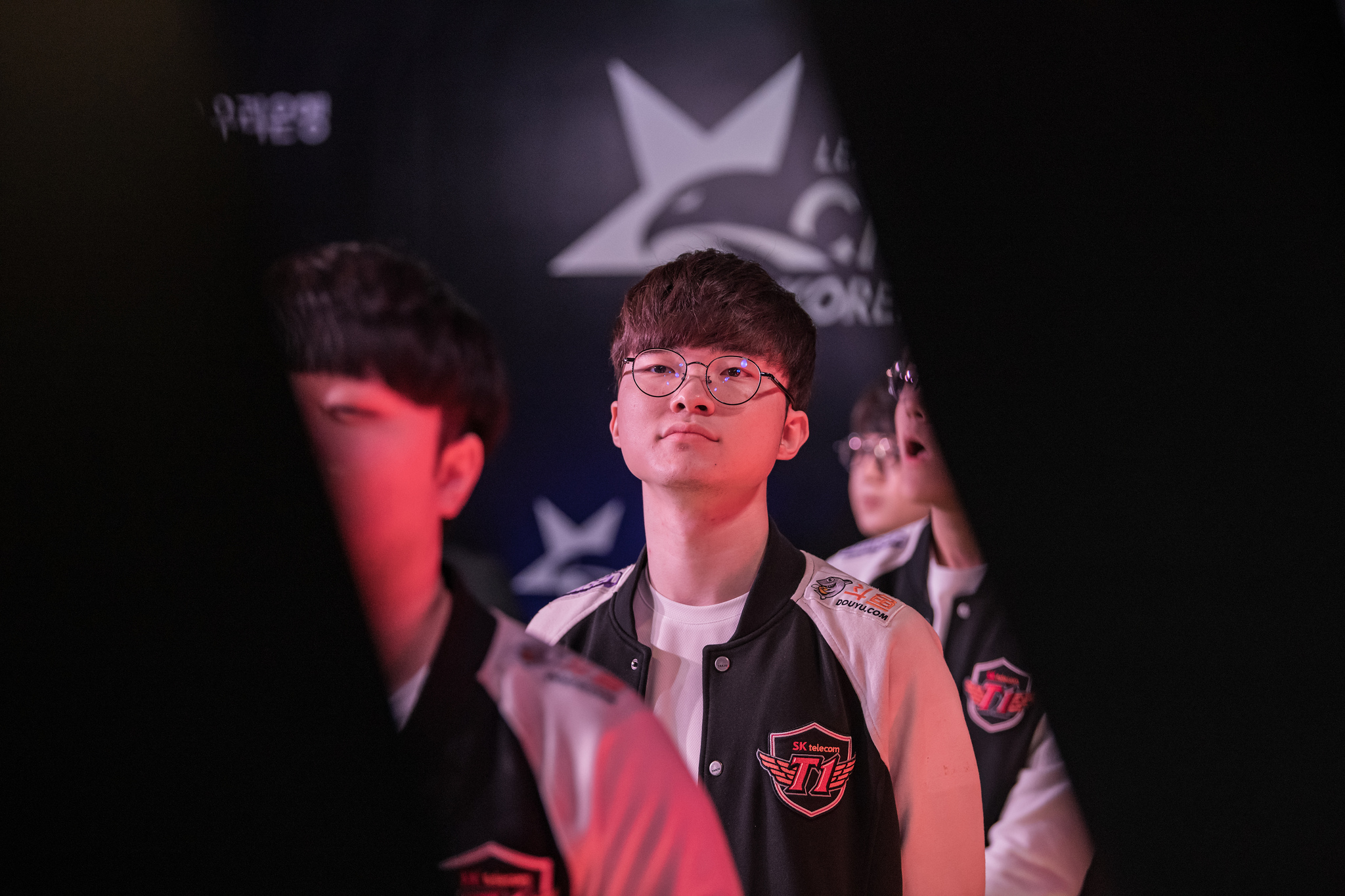 Faker thinks it's odd that he and his teammates are succeeding despite ...