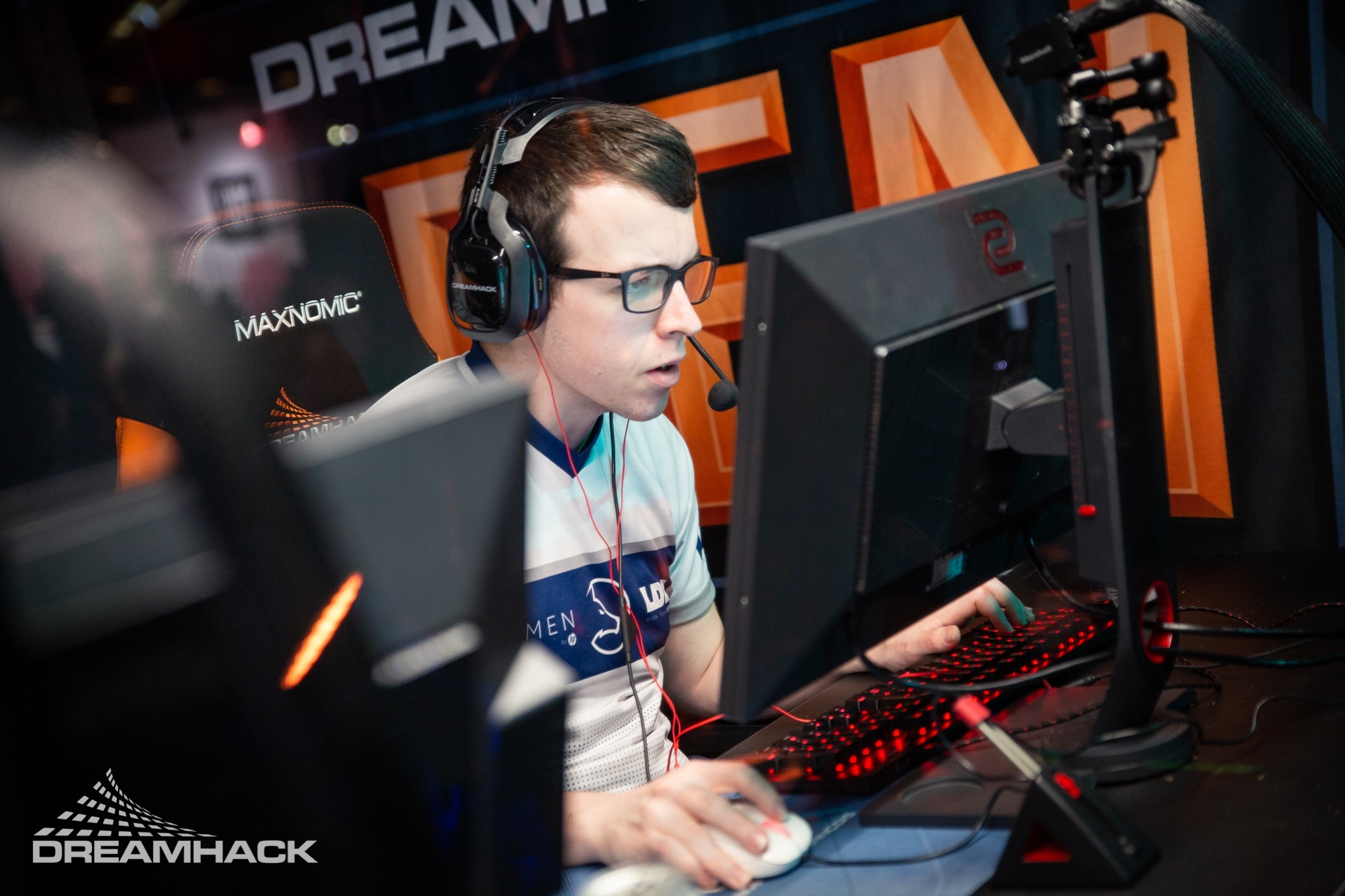 G2 signs AMANEK to replace bodyy - Dot Esports