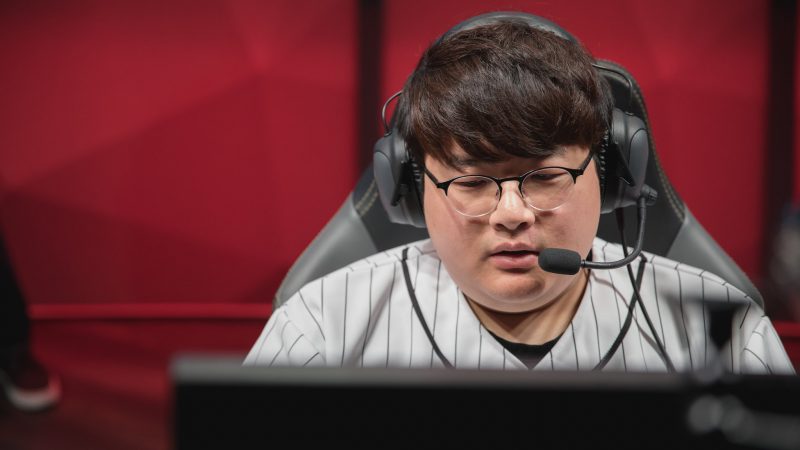 Ryu back from mandatory military service, now looking to work as a ...