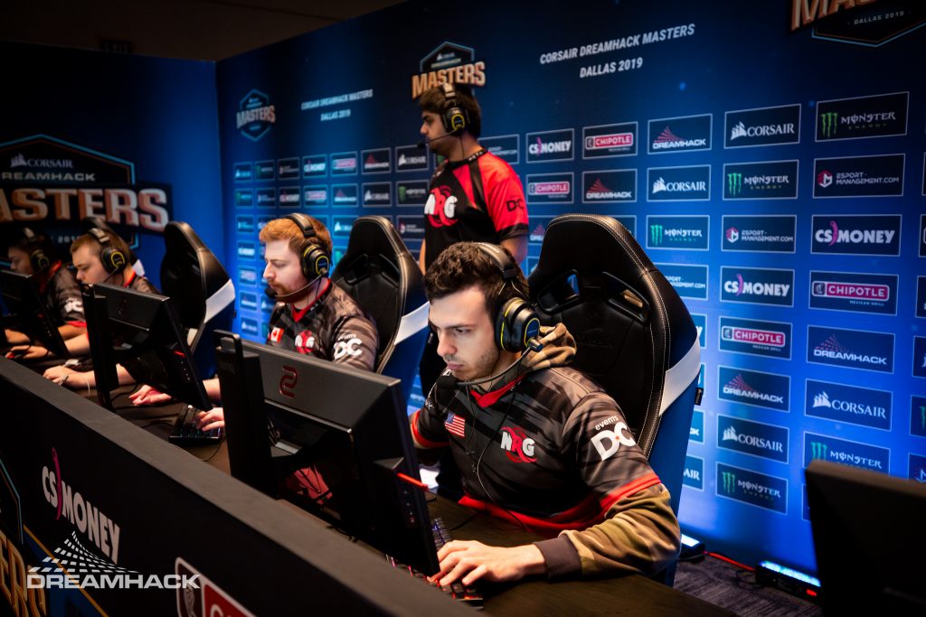 Tarik's settings, keybinds, and crosshair for VALORANT - Dot Esports