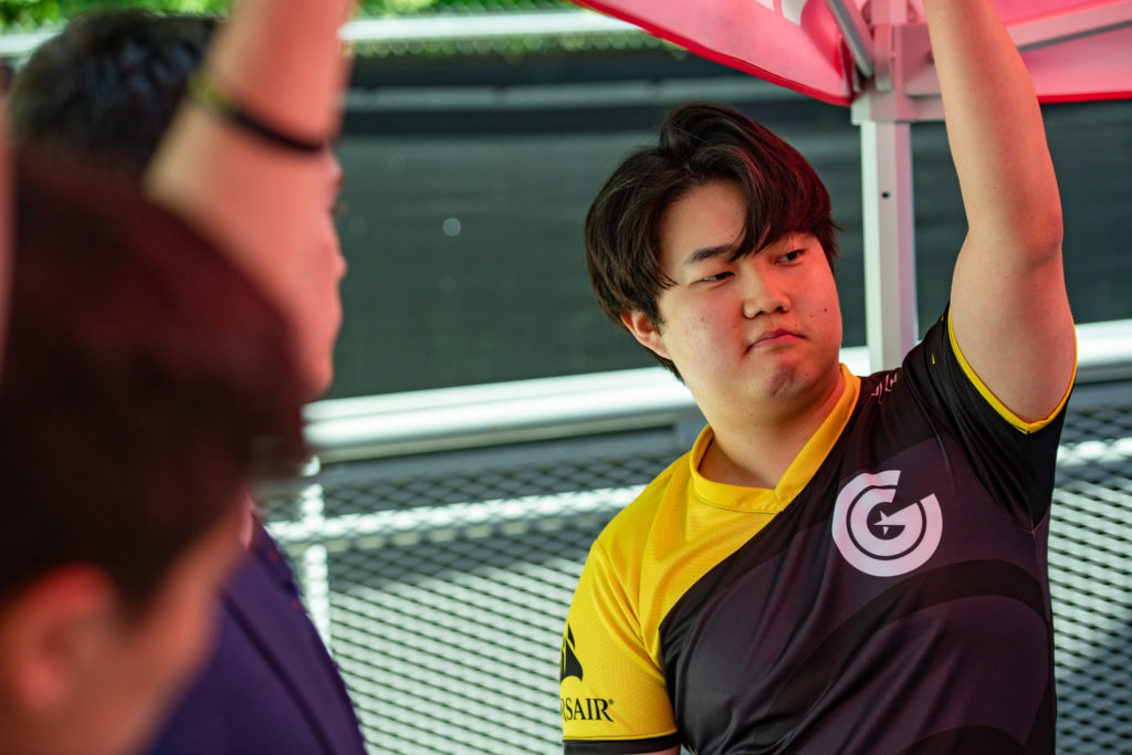 Huni not listed on Dignitas roster in League Global Contract Database ...