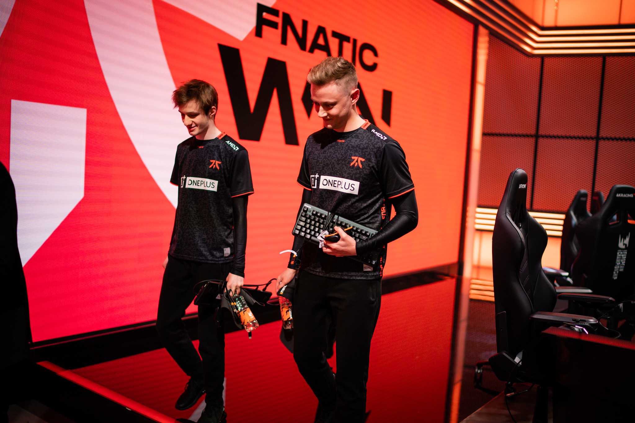 Fnatic take sole possession of first place in LEC with dominant win ...