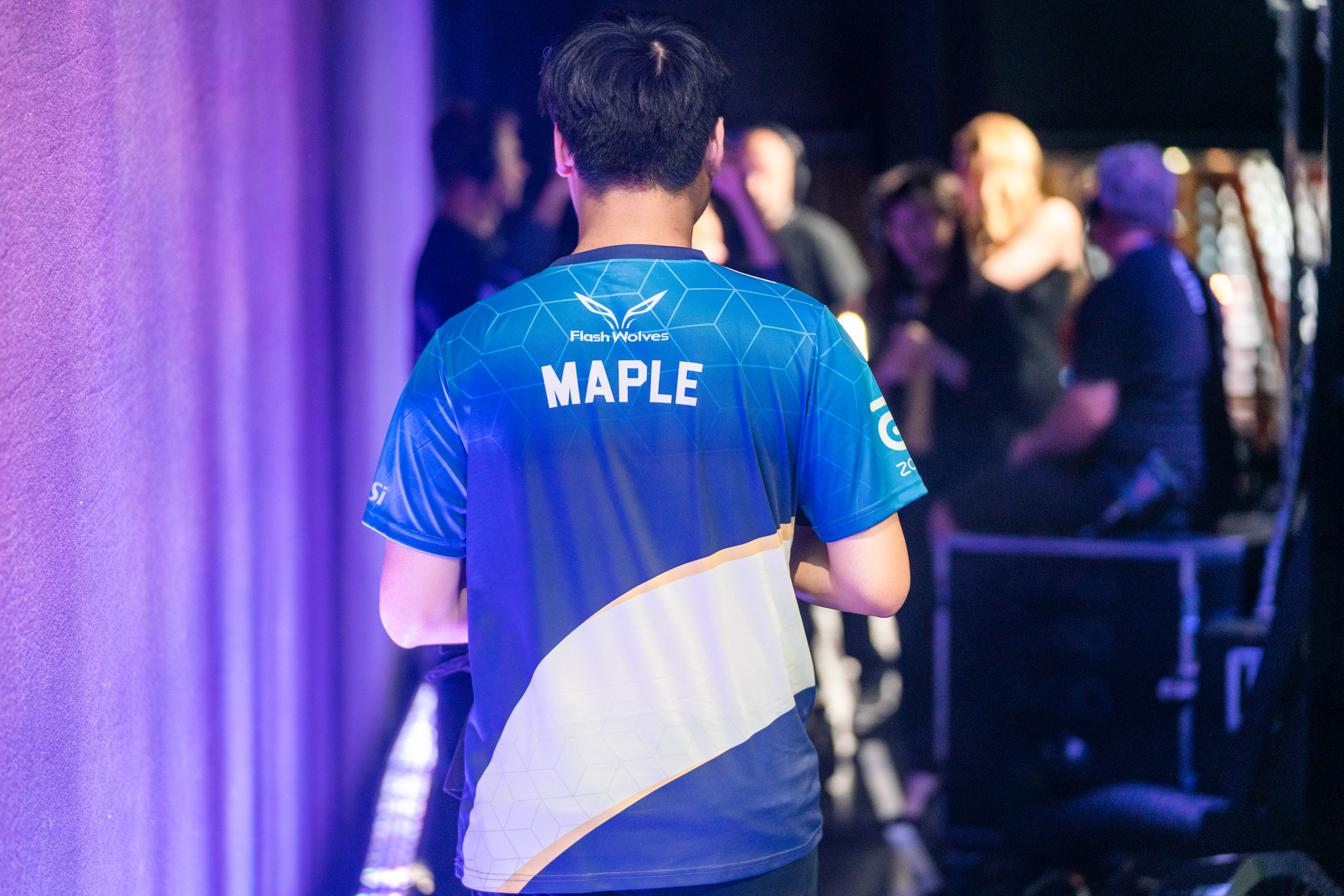 LPL team LNG parts ways with mid laner Maple - Dot Esports