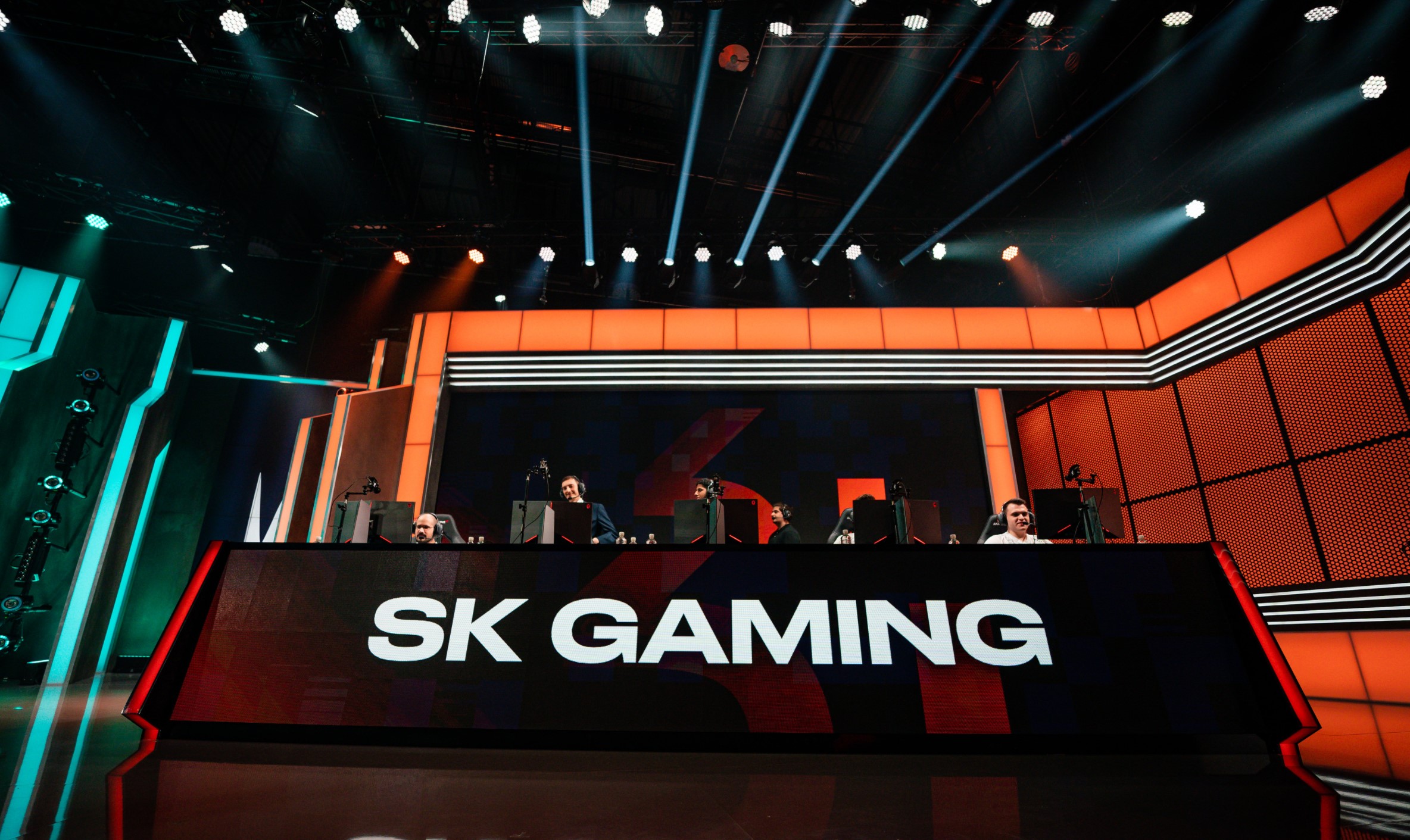 SK Gaming introduces full lineup for 2021 LEC season - Dot Esports