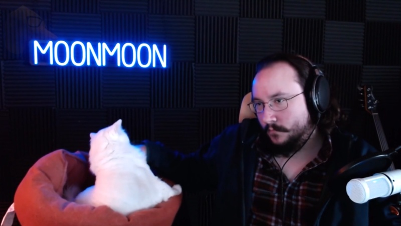 MoonMoon delivers most based take on xQc-Adept drama - Dot Esports