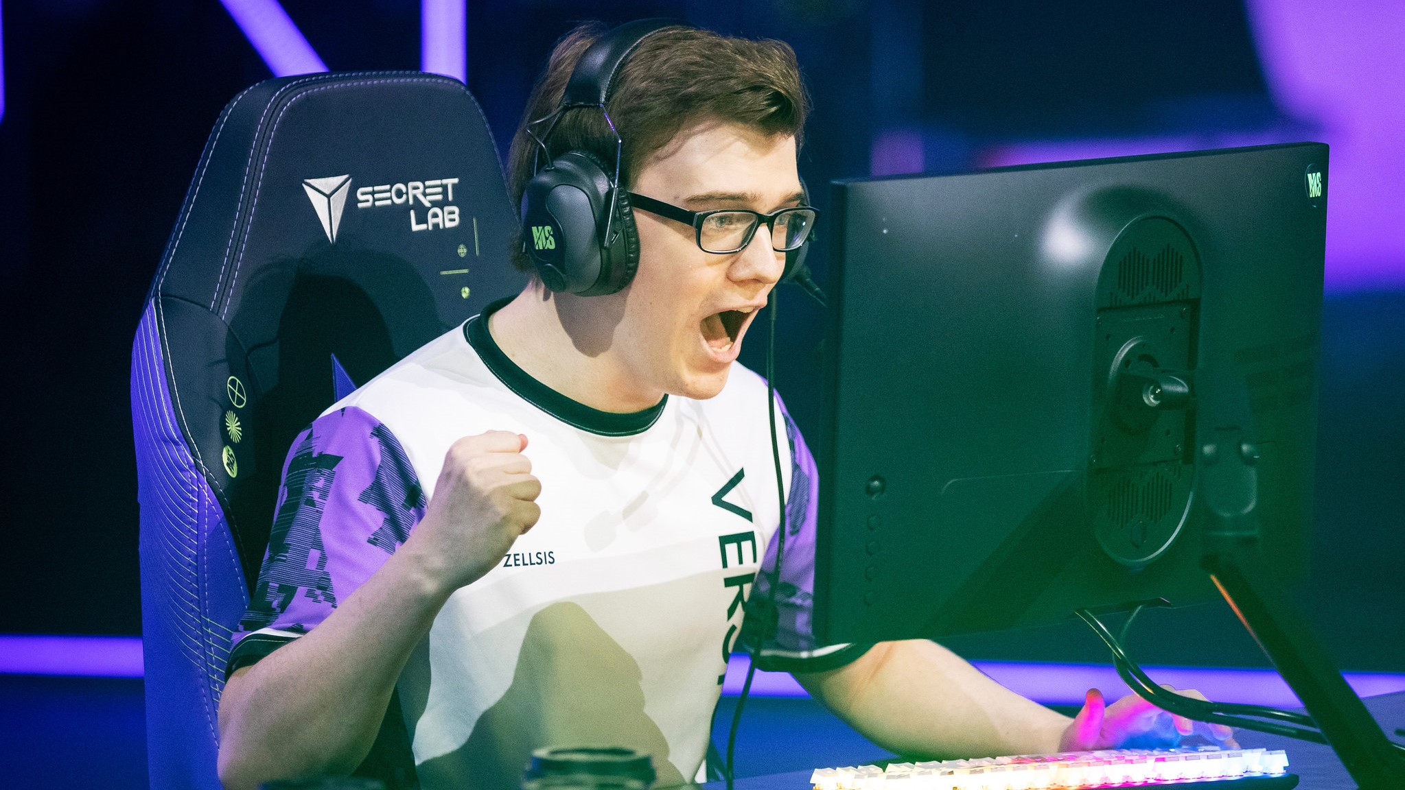 Zellsis' settings, keybinds, and crosshair for VALORANT - Dot Esports