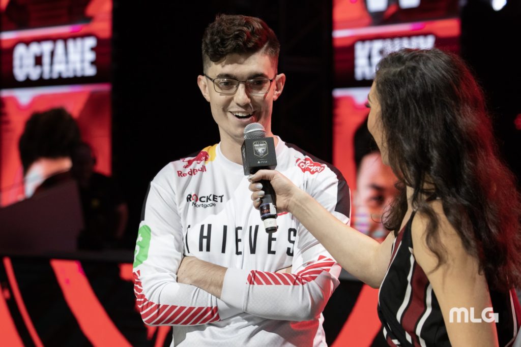 Octane officially signs with Los Angeles Thieves for 2022 Call of Duty ...