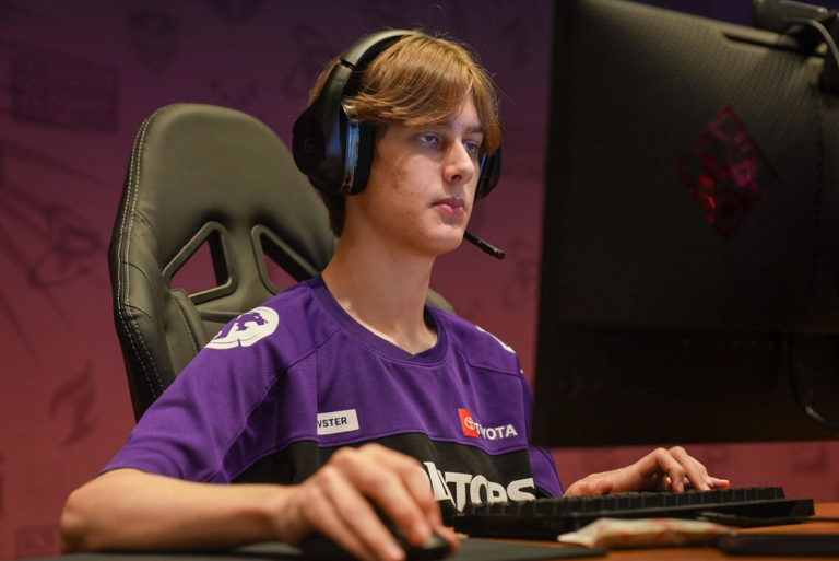 Los Angeles Gladiators officially re-signs Kevster through 2023 - Dot ...