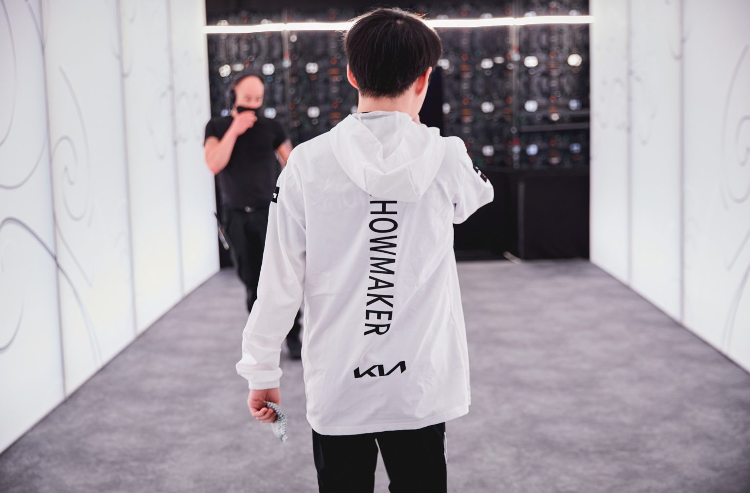 ShowMaker on returning to Worlds: ‘The experience of being a champion ...