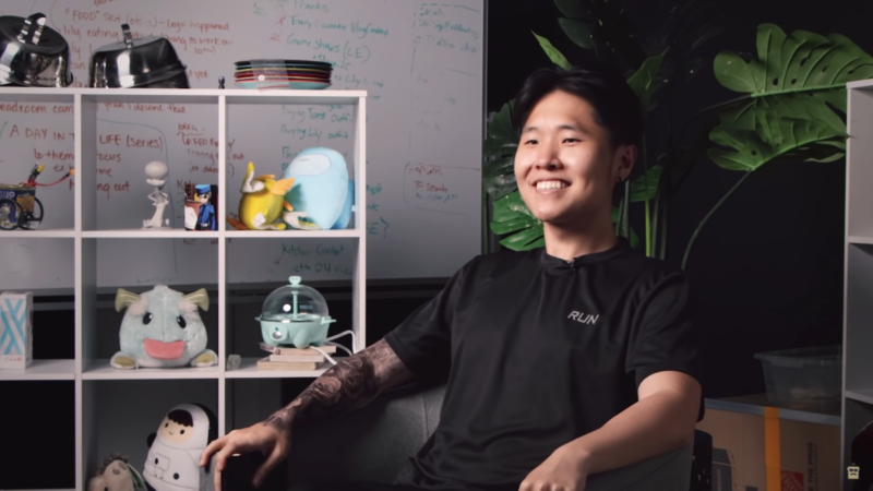 Who is Disguised Toast? History, Twitch earnings, age, setup - Dot Esports