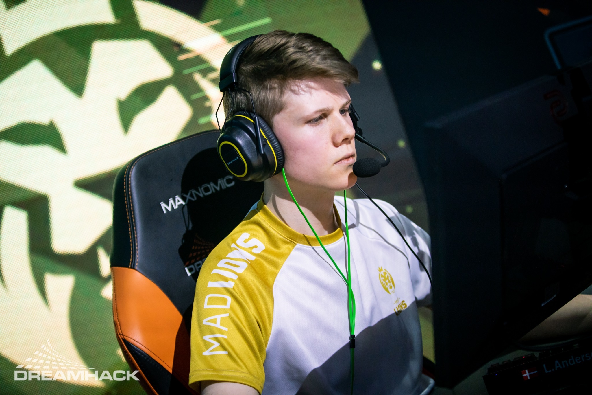 Astralis is reportedly selling Bubzkji - Dot Esports