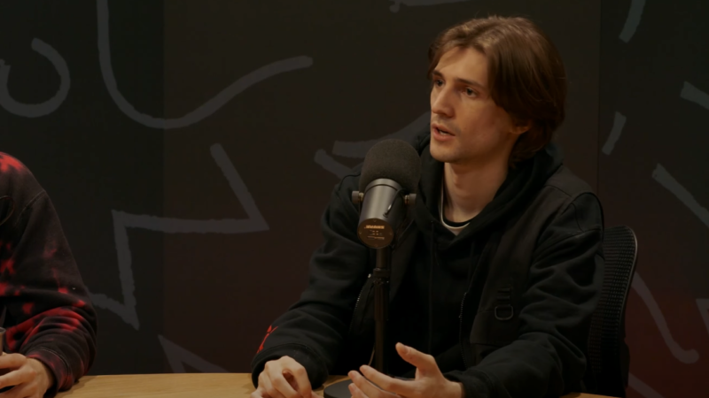 xQc has earned as much as $488k in Twitch subs this year - Dot Esports