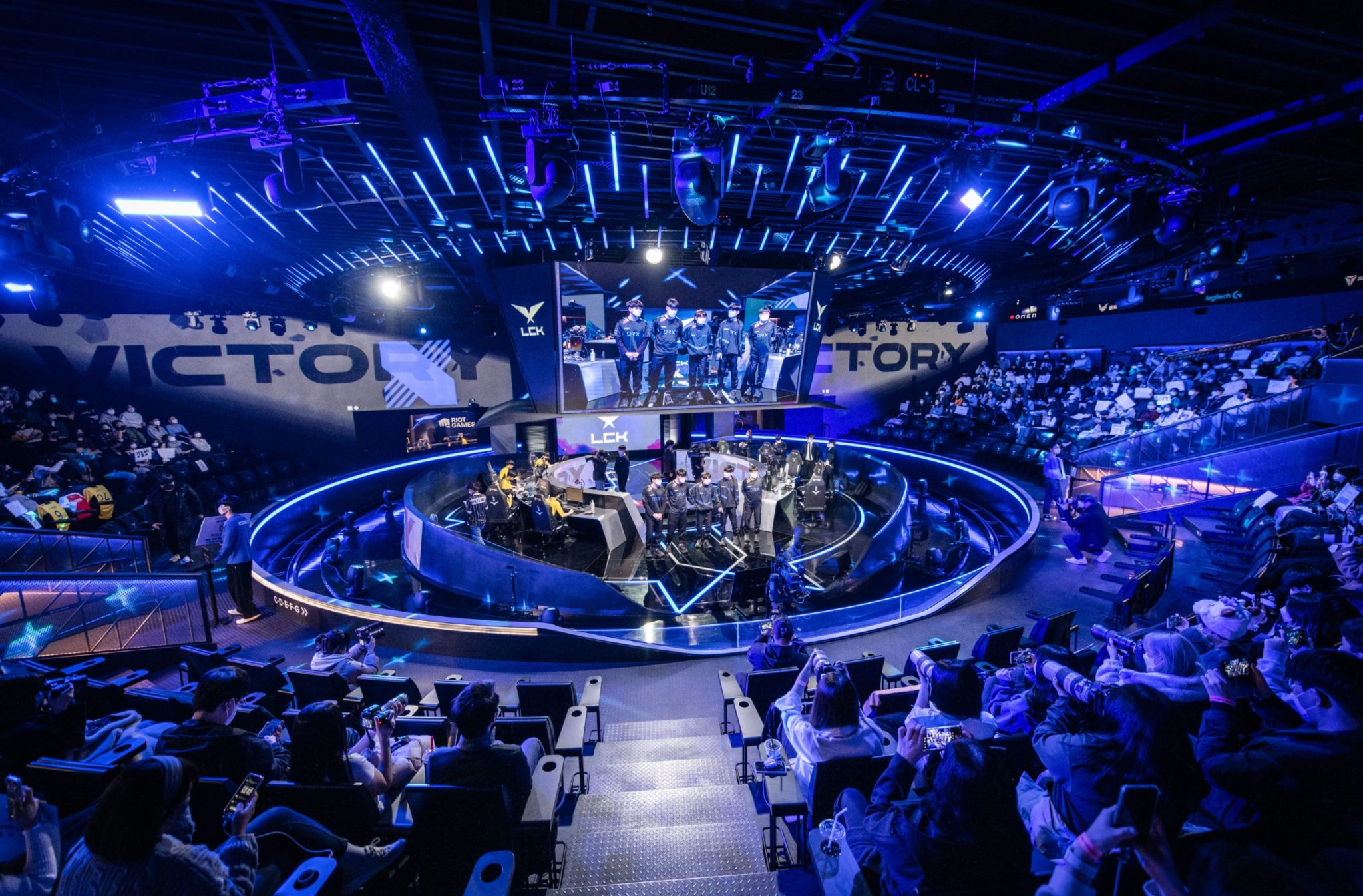 Here are the matchups and bracket for the 2022 LCK Summer playoffs ...