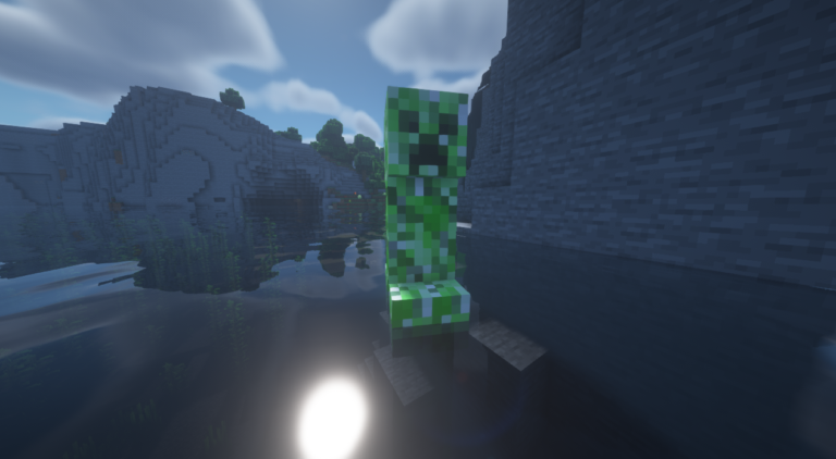 Minecraft player discovers creepers can now deal damage without ...
