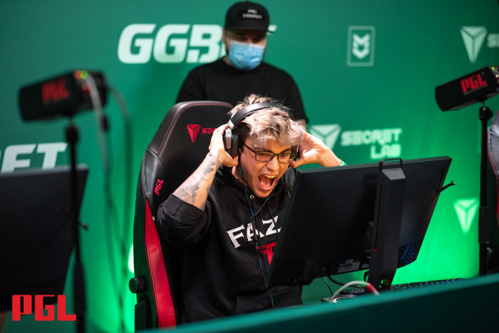 FaZe recover from stumble against BIG, lock in Legends spot at PGL ...
