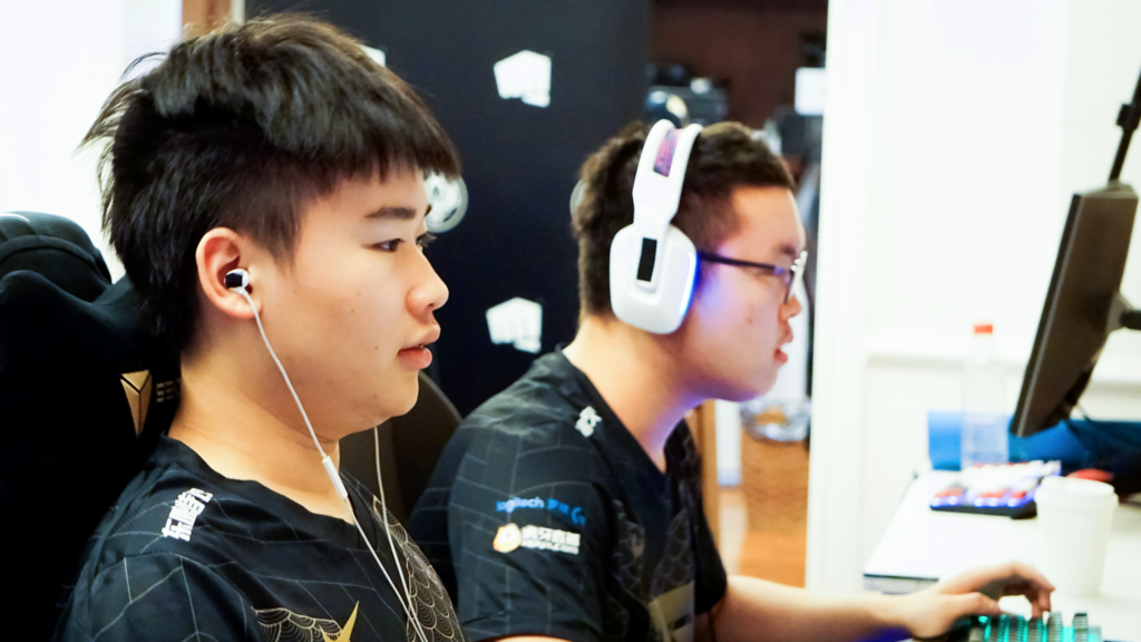 RNG crush Anyone's Legend to continue win streak in 2022 LPL Summer Split - Dot Esports