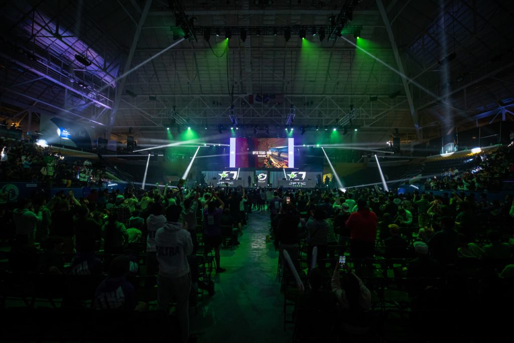 OpTic Texas shows off 2022 Call of Duty League Major One trophy - Dot ...