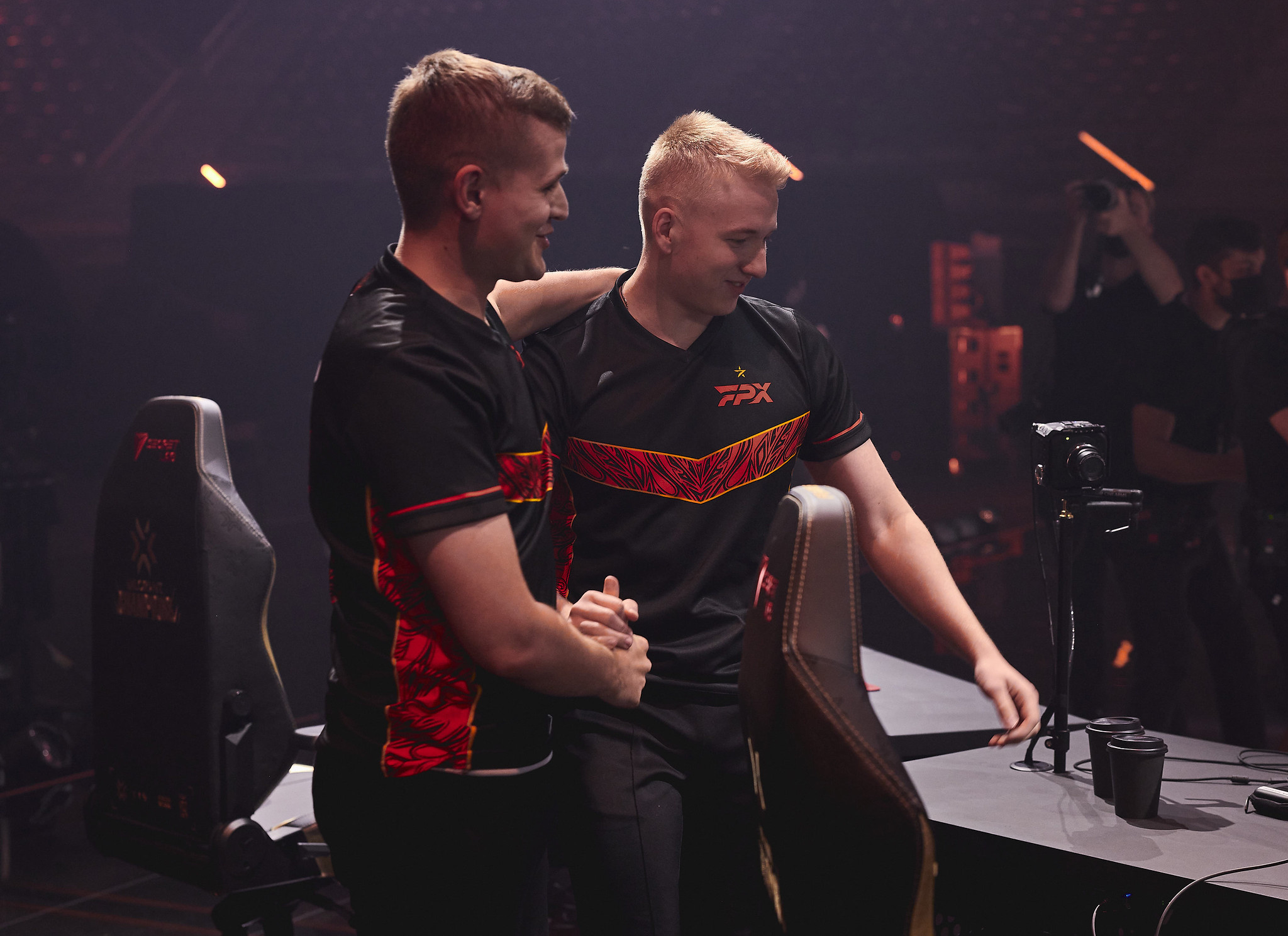 FPX vs. XSET match at VCT Champions delayed with multiple FPX players feeling unwell - Dot Esports