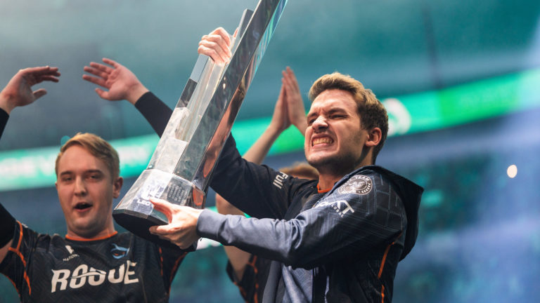 Here are all the upcoming major free agents in competitive League of ...