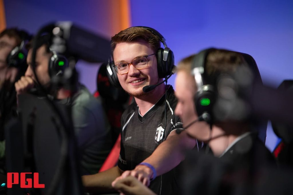 Entity goes undefeated despite lag disrupting Western Europe’s Dota 2 ...