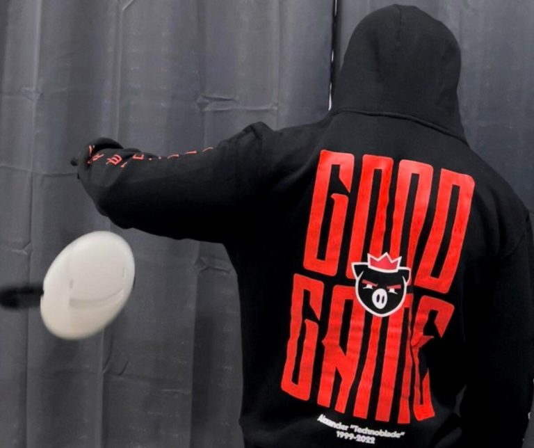 'The mask is coming off': Dream's face reveal is imminent - Dot Esports