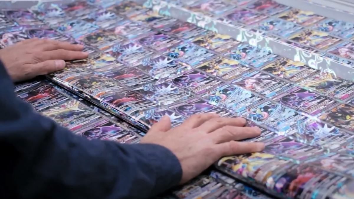 Leaked video shows the entire process behind making Pokémon TCG cards ...