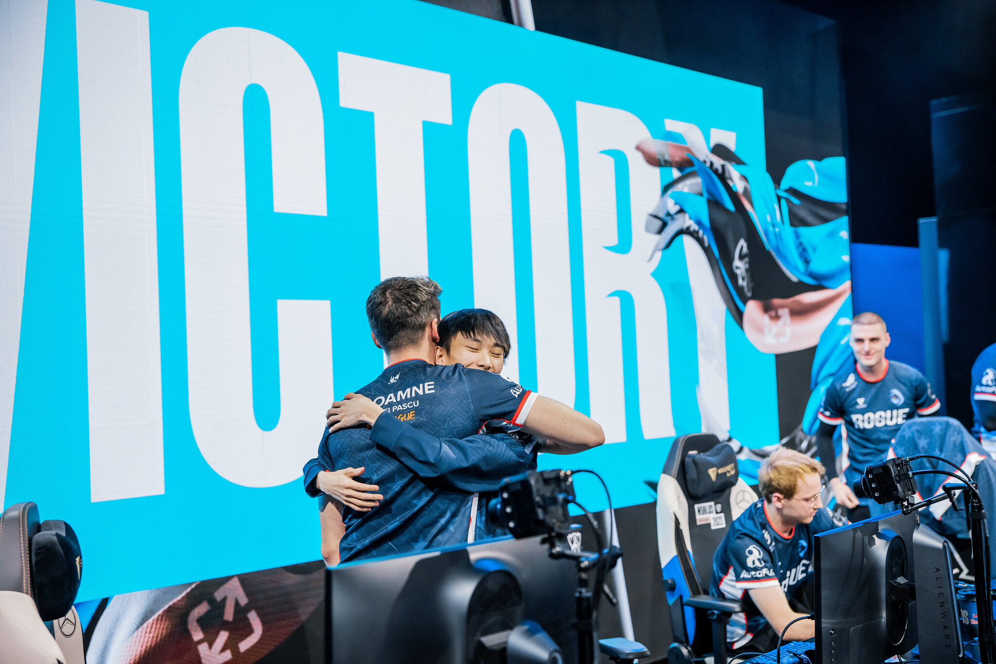 It's Rogue's time: LEC champs blaze through Top Esports to complete ...