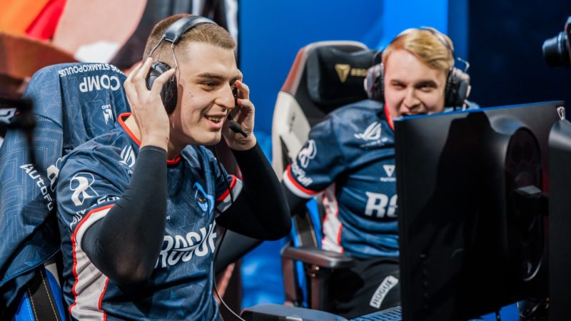 Rogue stole the show in Group C of Worlds 2022. Can any of their ...