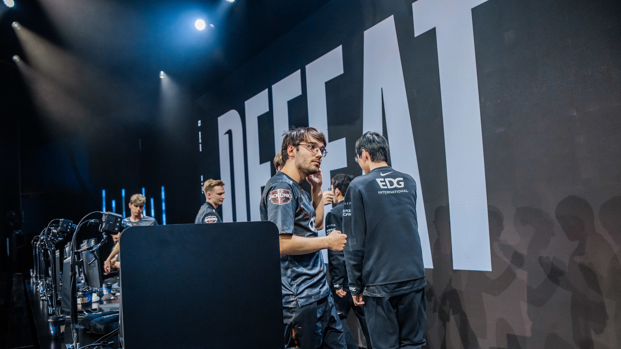 EU and NA have a shameful record against LPL and LCK teams at LoL Worlds 2022 - Dot Esports