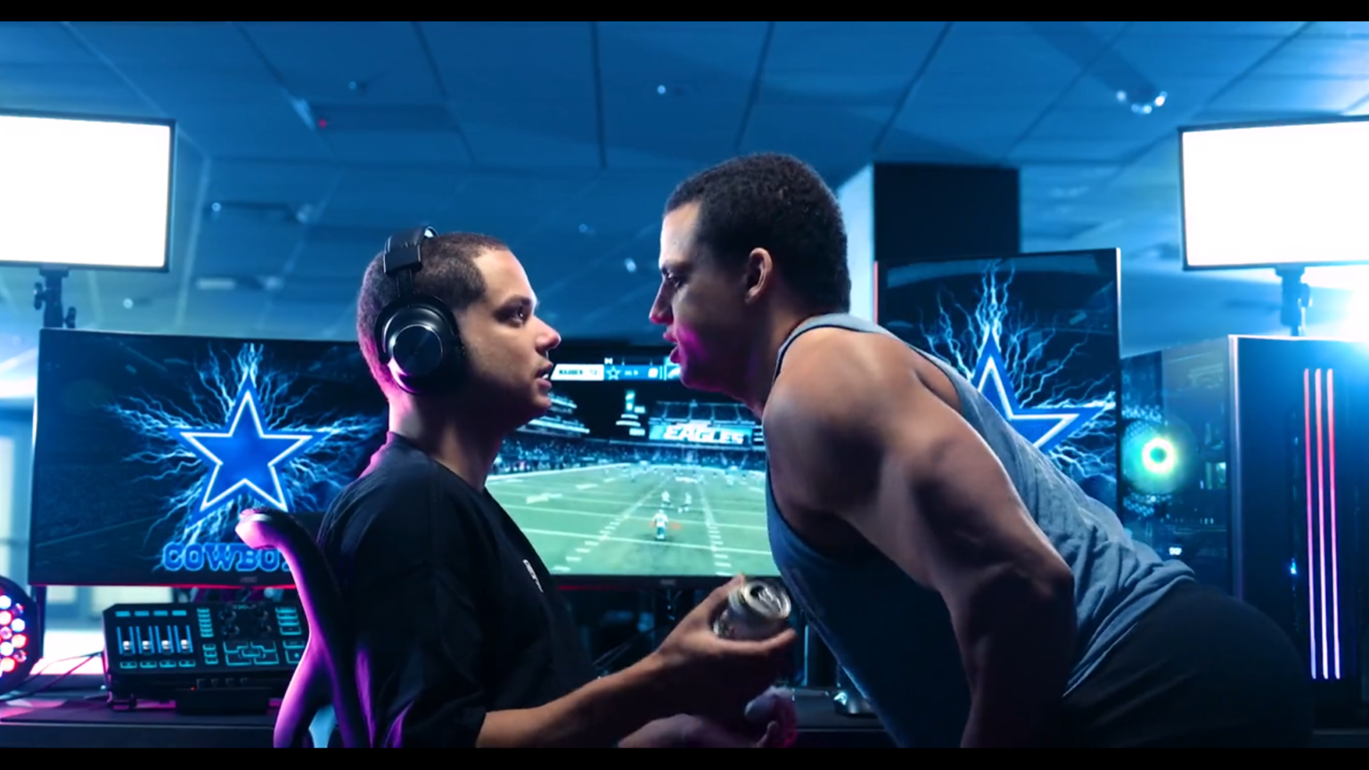 TSM signs recently unbanned Twitch streamer Erobb221 - Dot Esports