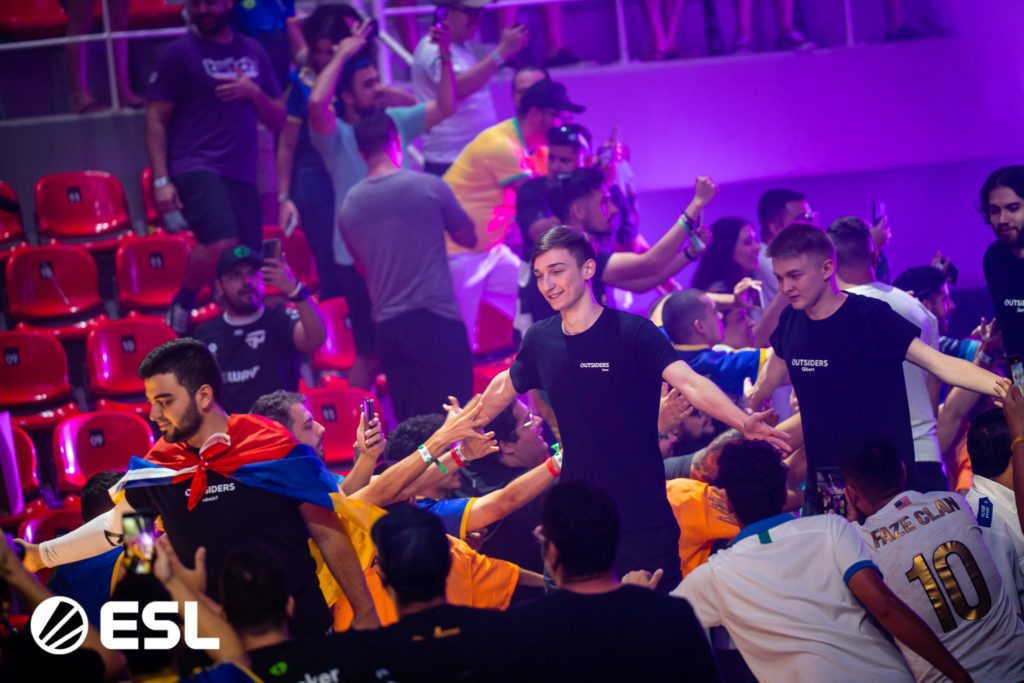 Outsiders cruise past Heroic in the IEM Rio grand finals to claim first ...