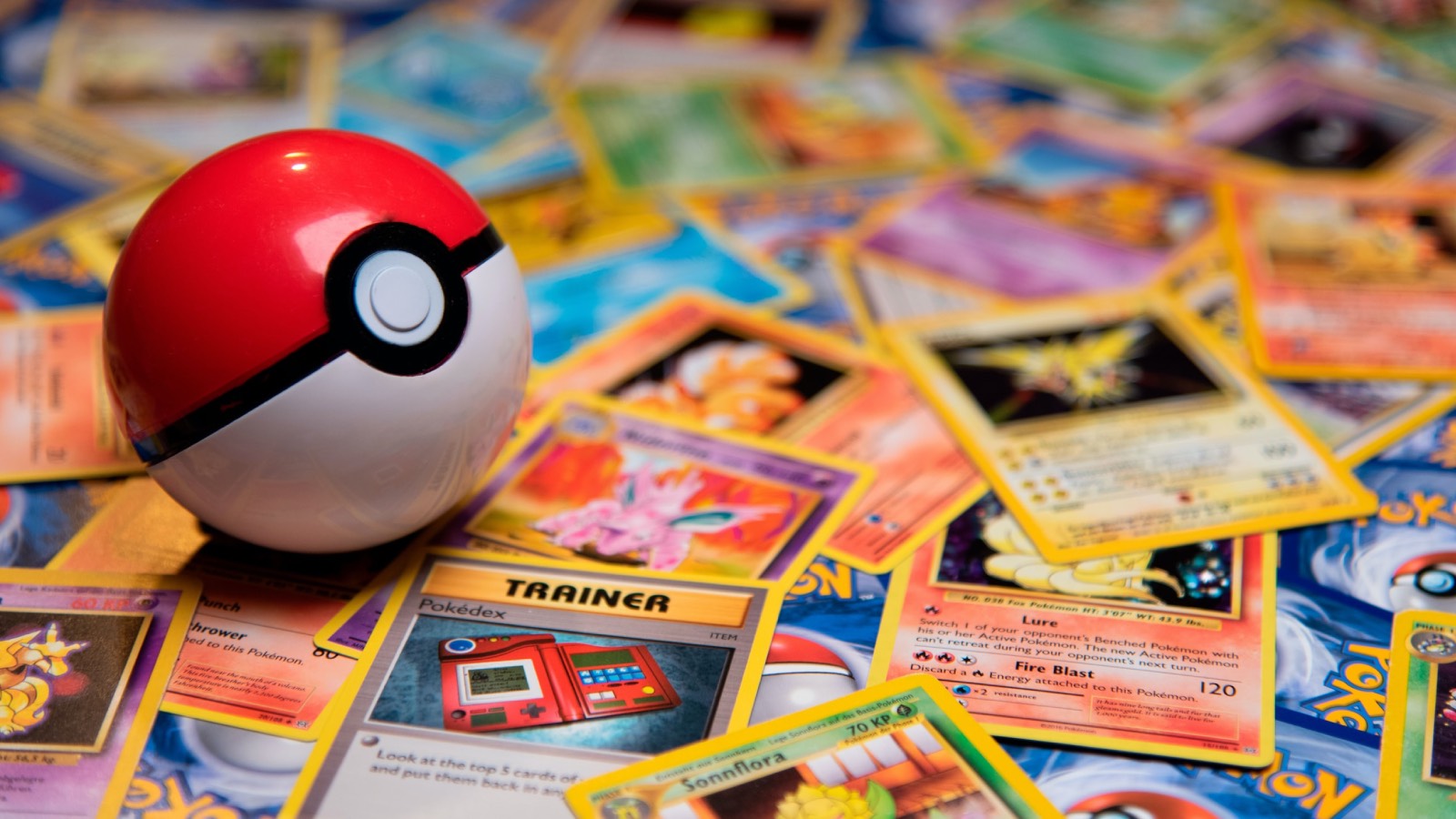 Latest Pokémon News: Eeveelutions take spotlight in Go's Winter Holiday ...