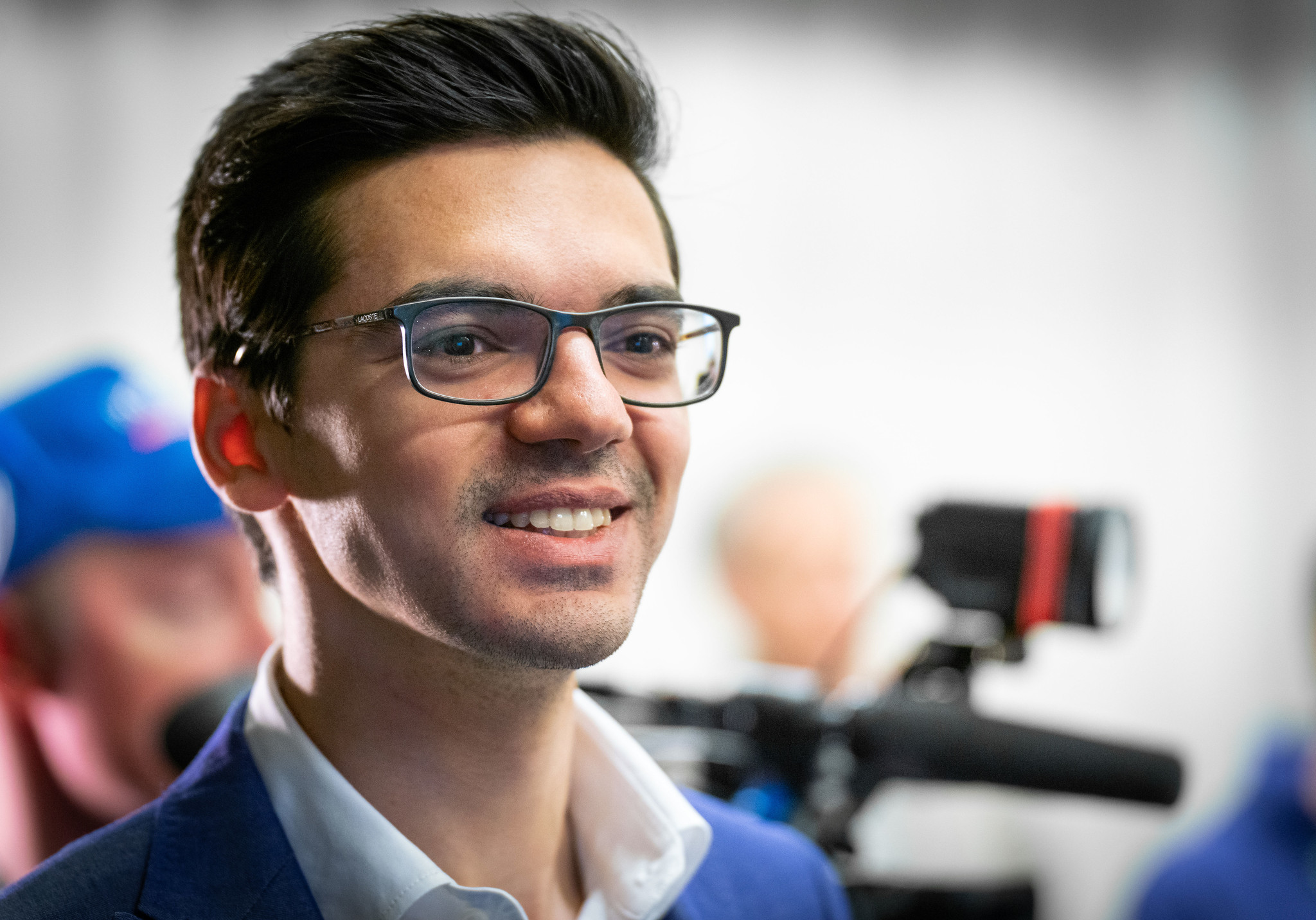 Draw memes vanquished: Giri crushes Carlsen to take all-important lead ...