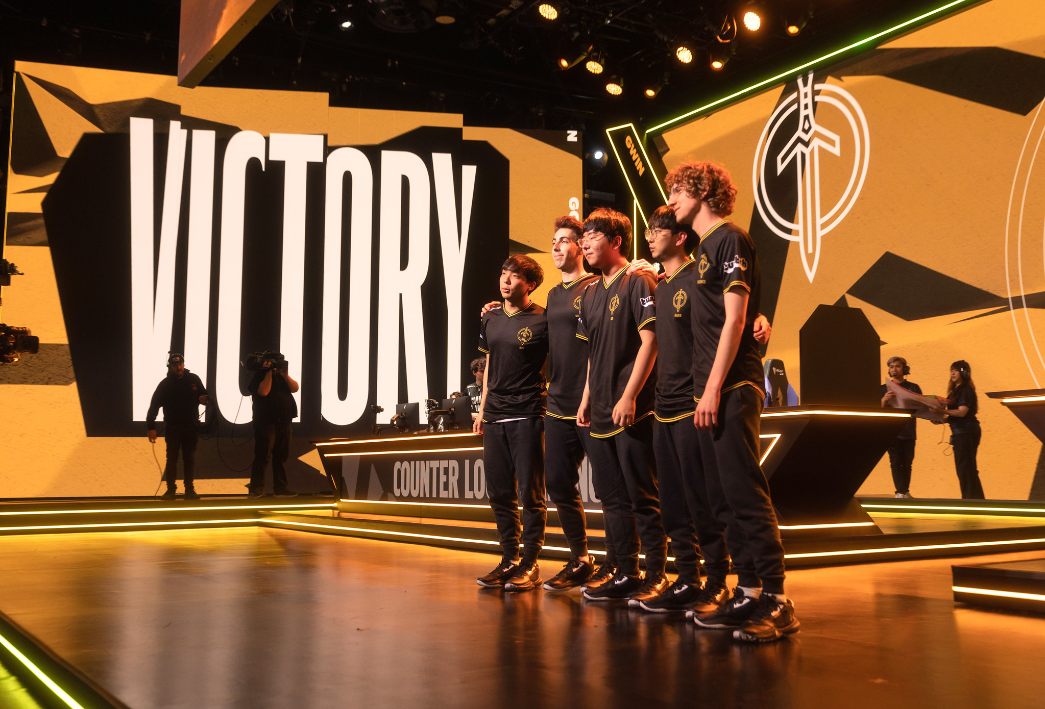 Storylines To Watch Heading Into The First Superweek Of The 2023 Lcs